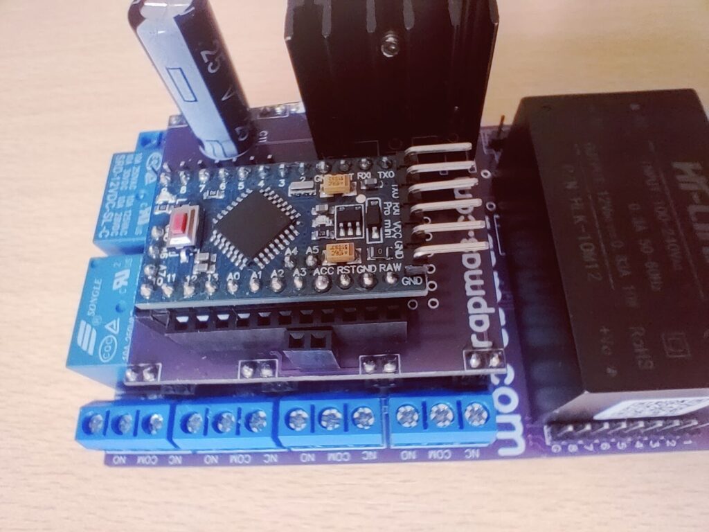 8-channel relay shield with Arduino Pro Mini 120/220VAC power supply ...