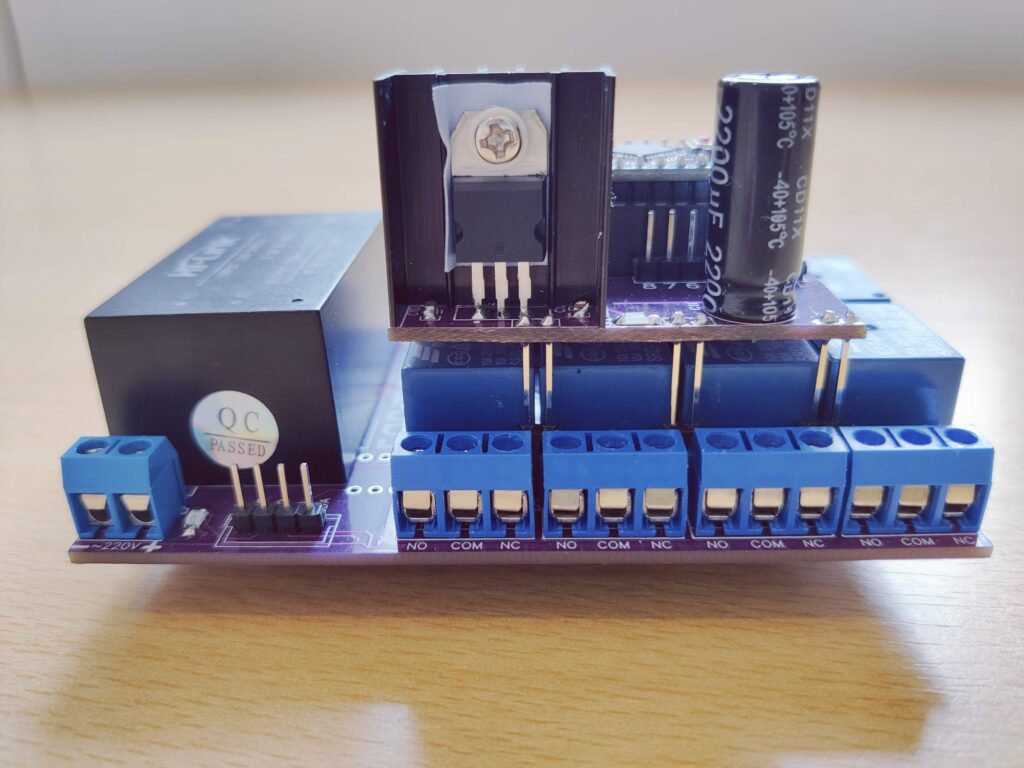 8-channel relay shield with Arduino Pro Mini 120/220VAC power supply ...